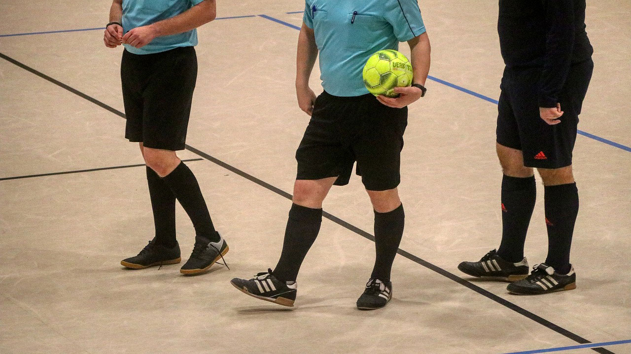 9 Best Soccer Referee Watches ( 2022) – Authority Soccer