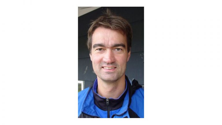 15 Best Soccer Referees of All Time Ranked ( 2022 Update) – Authority ...